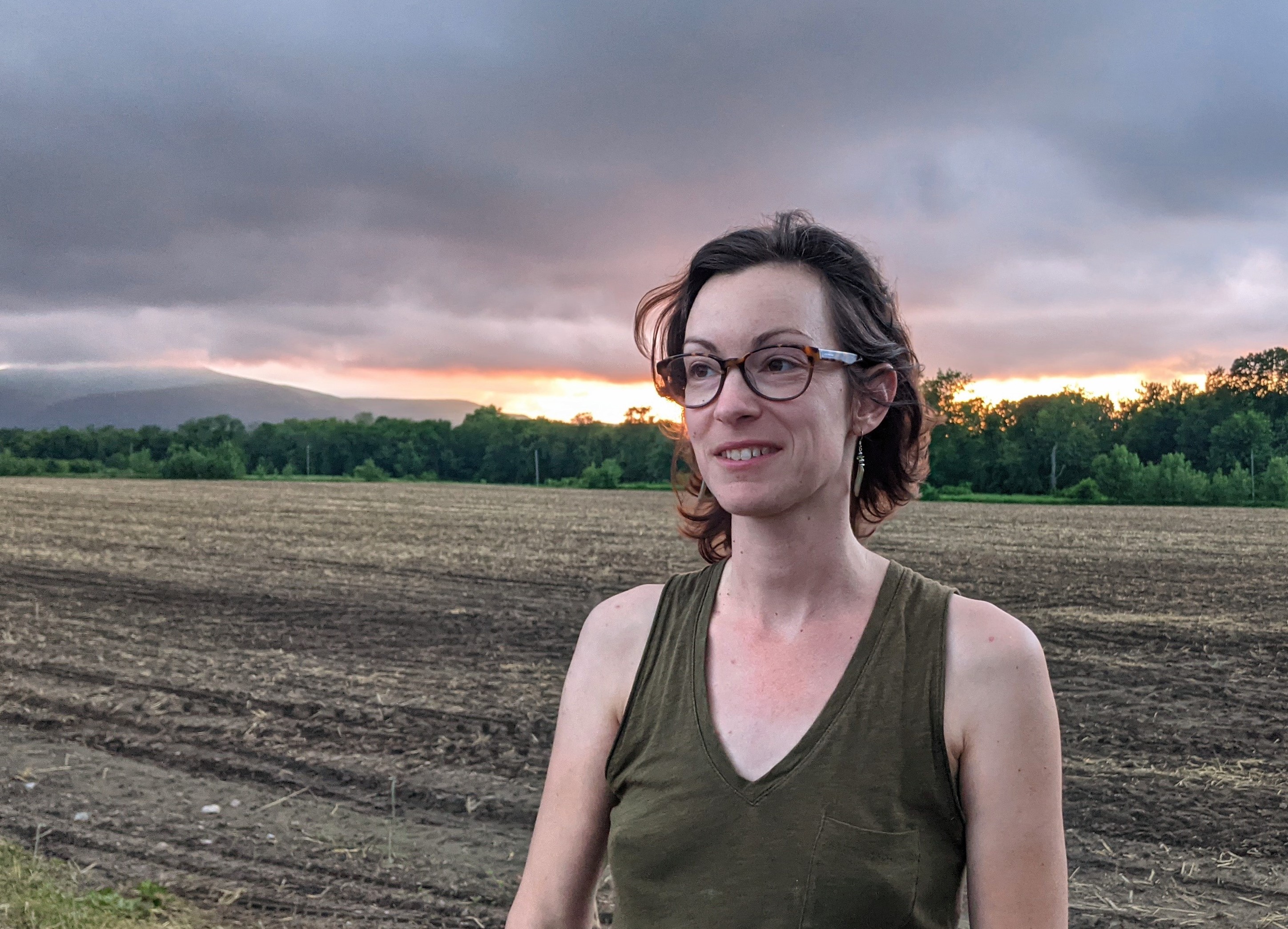 Watching the eclipse without him (moon)/ poem by Kateri Kosek – Lightwood